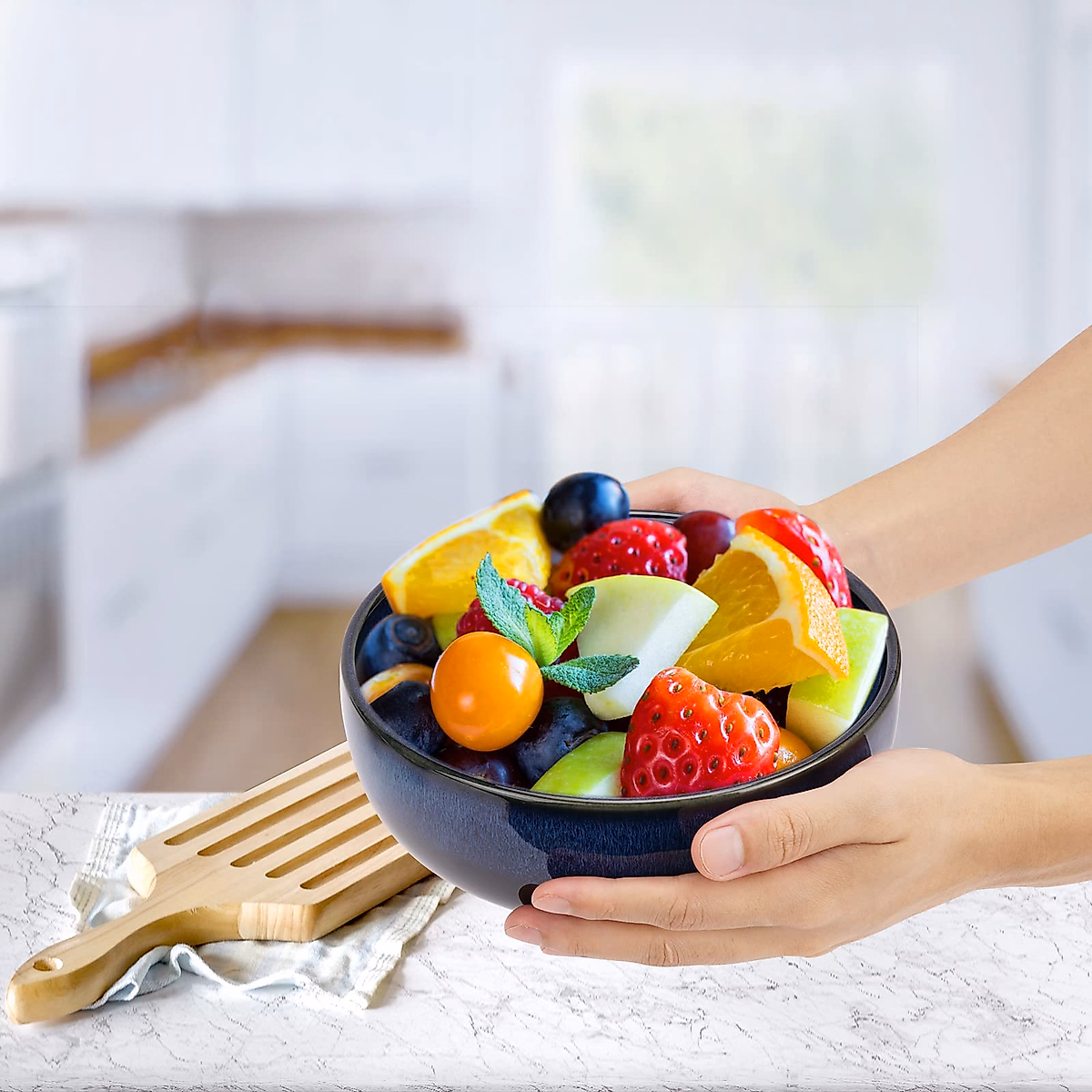 GRABADO Handmade Large Salad Bowls, Ceramic Bowl 60oz for Eating, Porcelain Serving Bowl Glazed, Popcorn Bowl 8"，Decorative Bowl for Salad, Ramen, Soup and Fruit,Dishwasher & Microwave Safe(Sky Blue)