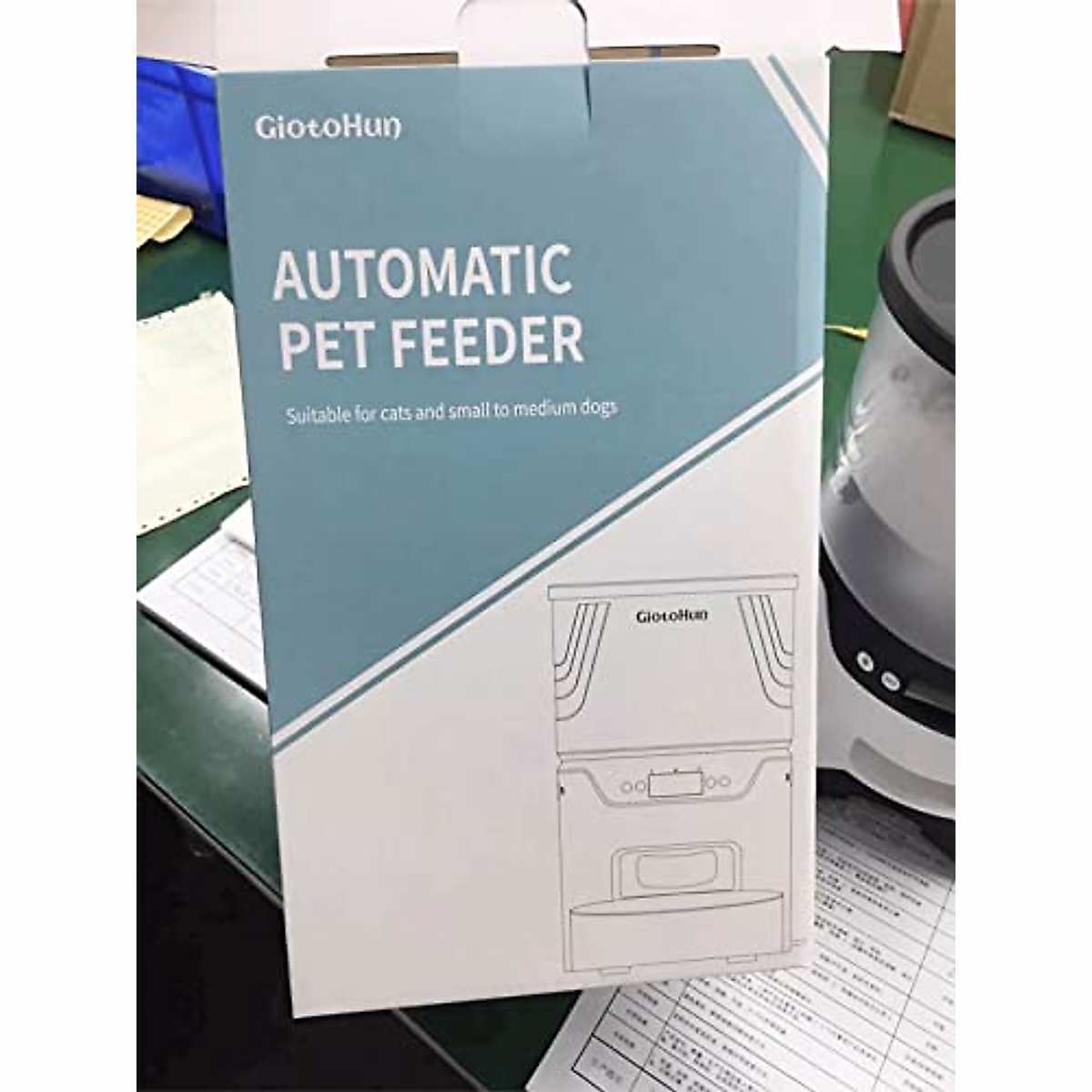 Automatic Cat Feeder, Timed Cat Feeder with Adjustable Feeding Schedule, Cat Dry Food Dispenser, GIOTOHUN pet feeders with Desiccant Bag, 1-4 Meals Per Day, 10s Voice Recorder, Dual Power Supply