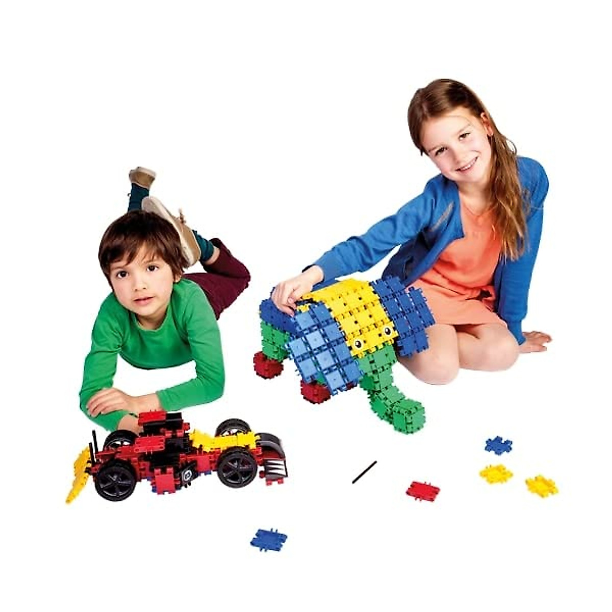 Clics Basic Set of 377 Pieces, Construction Toys for 3 Year Old Boys and Girls, rollerbox of Blocks to Learn Shapes and Colors, Educational STEM Toys. No BPA, PVC. Dishwasher Safe, Recycled Plastic.