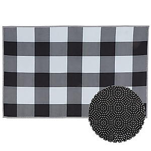 Black & White Christmas Door Mat Buffalo Plaid Doormat 16 x 24'' Winter Holiday Non-Skid Floor Mat Switch Mat Indoor Outdoor Home Garden Easy to Clean Low Profile Mat