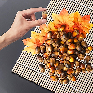 Cllayees 120 PCS Artificial Acorns, Fake Natural Acorns Decoration Thanksgiving Lifelike Simulation Christmas Ornaments Decor for Home Autumn Winter Decorations