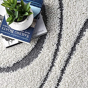 nuLOOM Carolyn Cozy Soft & Plush Shag Area Rug, 9 ft 2 in x 12 ft, Beige