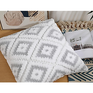 NUYECY Faux Fur Boho Throw Pillow Covers 20 x 20 Light Grey,Super Soft Plush Decorative Checkerboard Pattern Neutral Fur Square Pillow Cover Pillowcase Cushion Covers for Sofa Couch Bed Farmhouse
