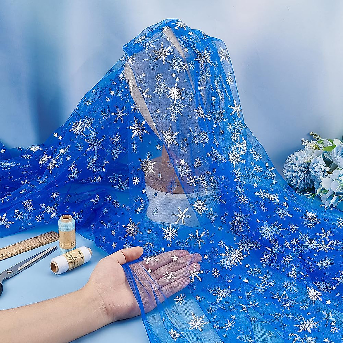 FINGERINSPIRE 4 Yards Snowflake Silver Foil Organza Fabric 59.1 inch Wide Blue Snowflake Sheer Mesh Fabric Nylon Glitter Snowflake Fabric Tulle for DIY Crafts Wedding Birthday Christmas Decoration