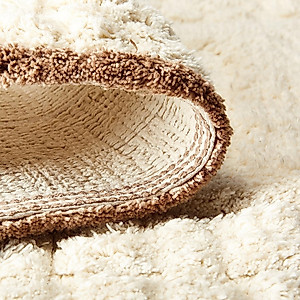 Avanti Linens - Bath Mat, Soft & Absorbent Rug, Nature Inspired Bathroom Accessories (Colony Palm Collection)