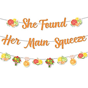 She Found Her Main Squeeze Banner Garland, Lemon Bridal Shower Party Decoration Glitter Citrus Theme Banner Garland for Citrus Lemonade Orange Summer Fruit Theme Bachelorette Wedding Engagement Party