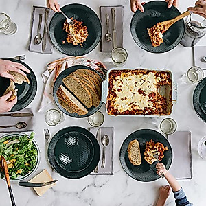 afcevnlb Retro Green Dinnerware Sets 12 pcs Melamine Plates and Bowls Sets Round Dinner Set with Plates, Dishes, Bowls and Serving Platters, Kitchen Dinnerware Sets for 4