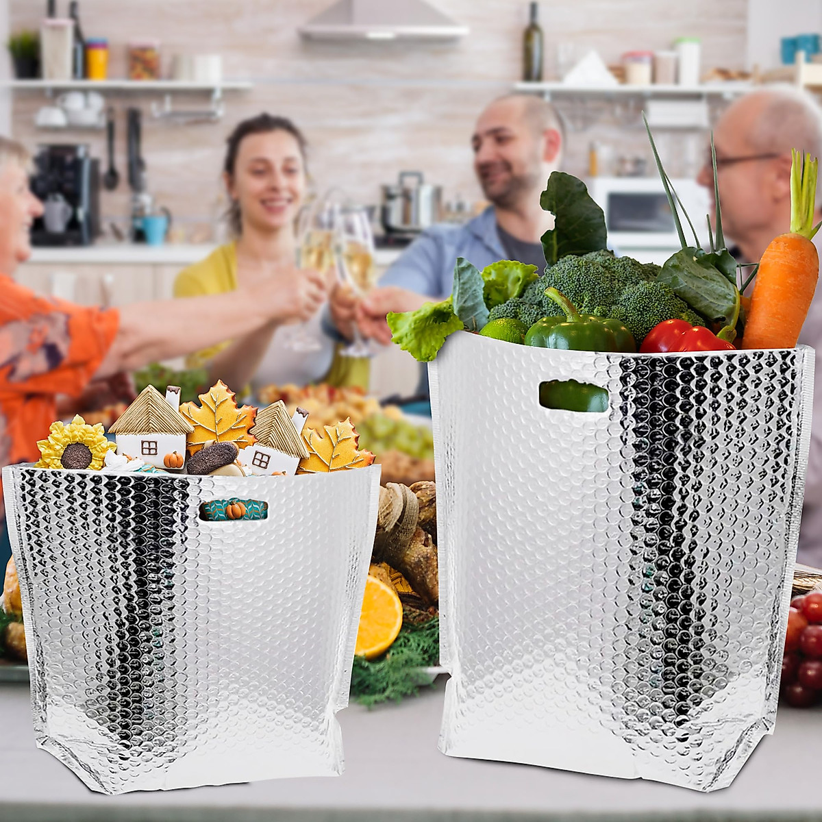 APQ Insulated Foil Bag with Handles, 8 x 8 x 8 Inches. 10 Pack Thermal Bags for Frozen Food. Metallized Foil Insulated Box Liners with Bubble Cushion. Insulated Shipping Bags for Food, Cosmetics