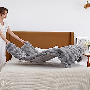 CozyBloom Luxury Soft FauxFur Throw Blanket for Couch,Decorative Cozy Plush Long Shaggy Fluffy Blanket,Grey Solid Comfy Fleece Furry Blanket,Reversible Puffy Thick Warm Blanket,50''X60''(JF003)