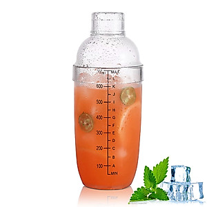 Cocktail Shaker, Plastic Drink Mixer Ice Tea Shaker Bottle Cup with Scales for Bar(700ml)