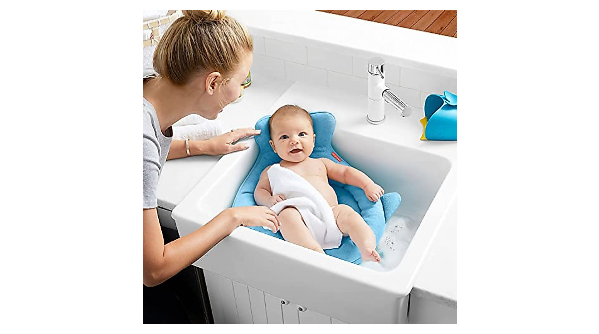 Skip Hop Baby Bath Tub Moby Sink Bather for Newborns in Blue