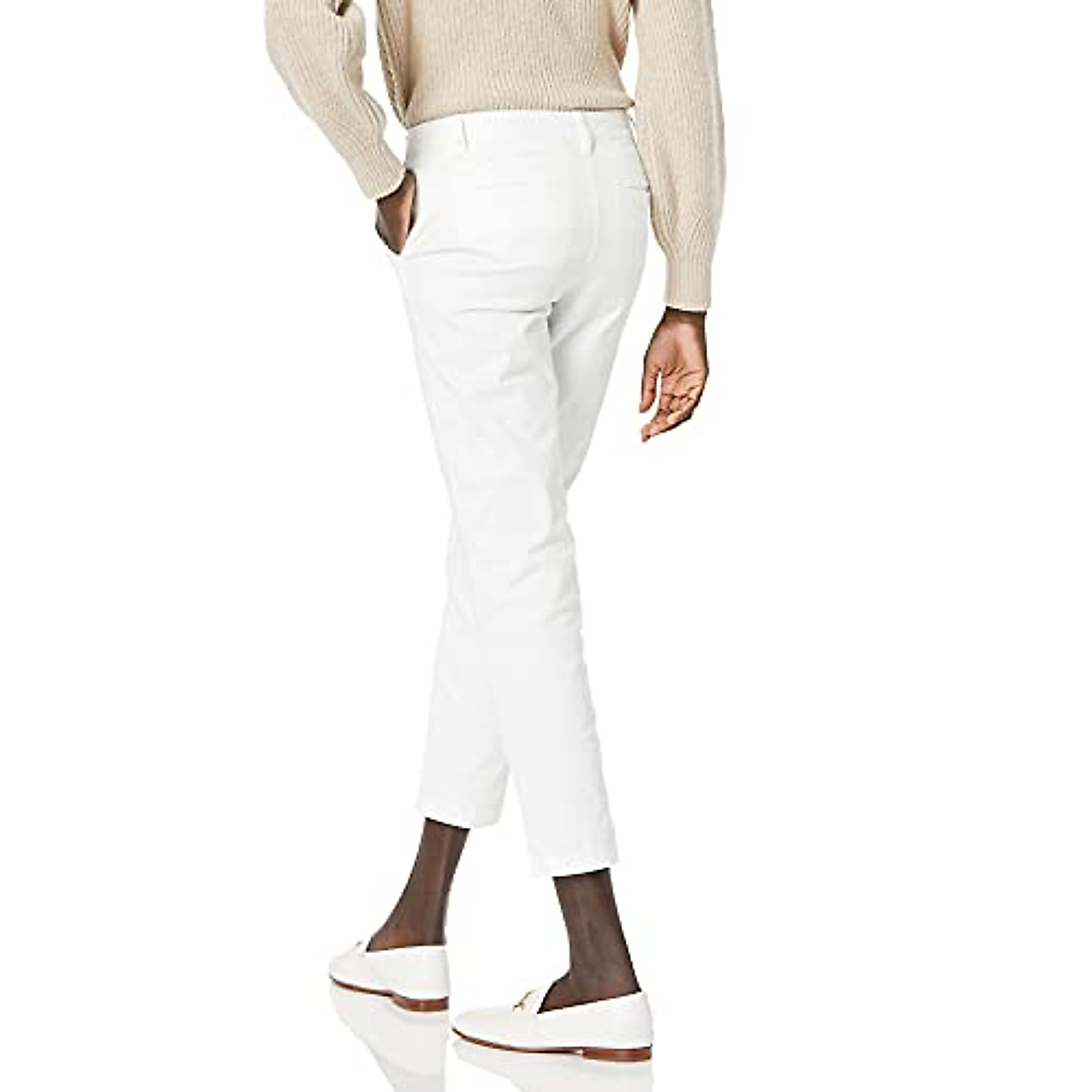 Amazon Essentials Women's Mid-Rise Slim-Fit Cropped Tapered Leg Khaki Pant, Bright White, 12