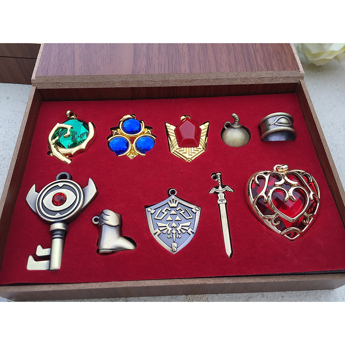 Andrew Jas Unisex The Legend of Zelda Twilight Princess & Hylian Shield & Master Sword finest collection sets keychain/necklace/jewelry series (Red-10set)
