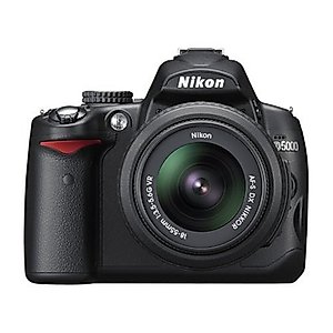 Nikon D5000 Appareil photo numérique Reflex 12.3 Kit Objectif AF-S DX VR 18-55 mm Noir