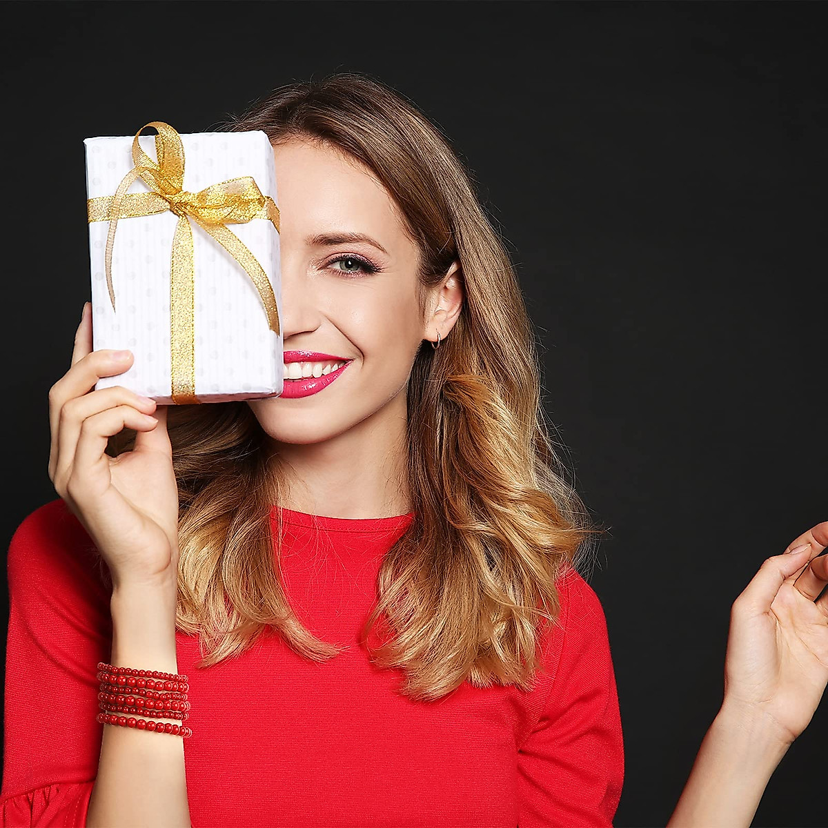 Hicarer 6 Pieces Faux Pearl Bracelet Set Stretch Bracelets Bridal Dancing Party Jewelry for Women(Red)