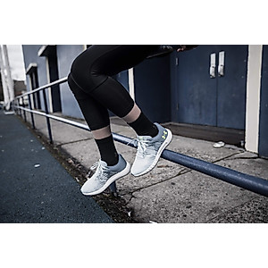 Under Armour Unisex-Child Performance Tech Crew Socks, Multipairs , Black (6-Pairs) , Small