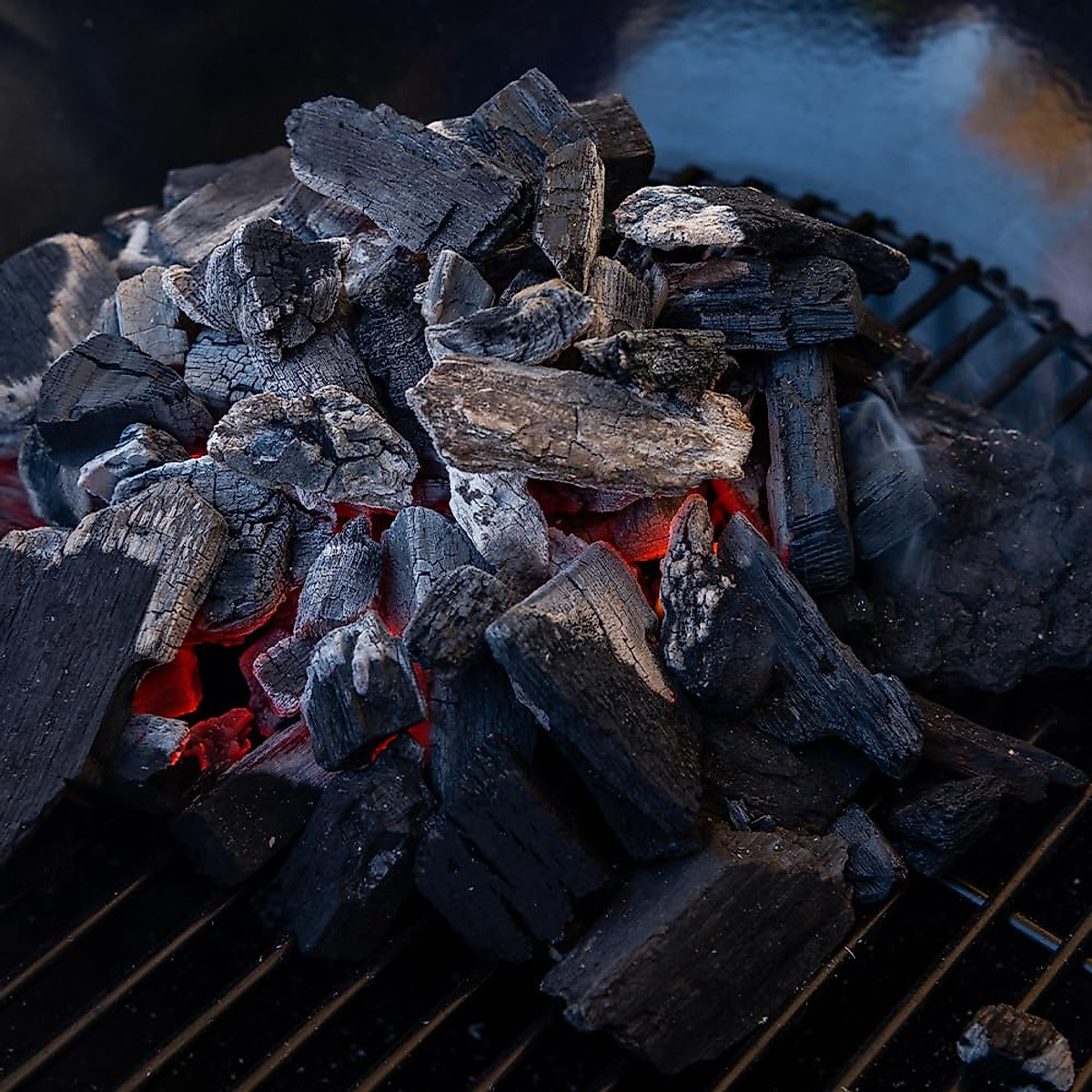 Nexgrill 22" Charcoal Grill with Table Cart and Side Table, 358 SQ In Grate, Adjustable Air Vents, Integrated Temperature Gauge, Mobile Cart Barbecue Grill for Camping, Picnics, and More - 810-0026HC