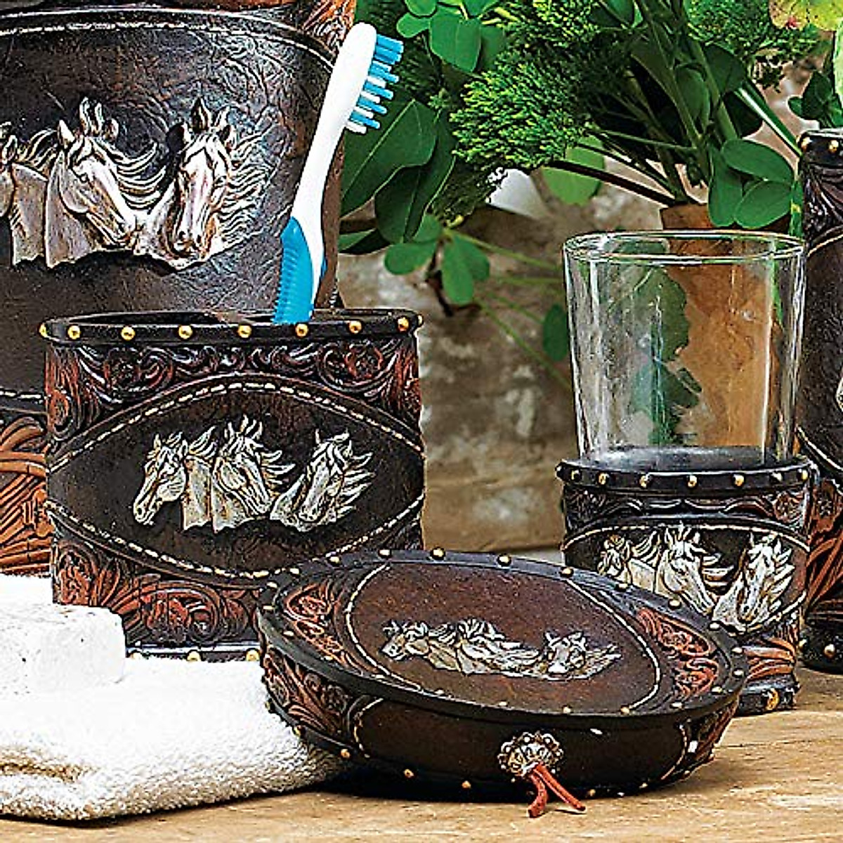 BLACK FOREST DECOR Horse Tooled Leather Bath Set (3 pcs)