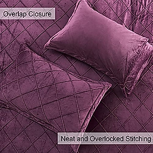 PHF Pleated Velvet Duvet Cover Set Queen, 3PCS Flannel Comforter Cover Set for All Season, Ultra Soft Cozy Velour Duvet Cover with Pillow Shams Bedding Collection, 90" x 92", Wine Red