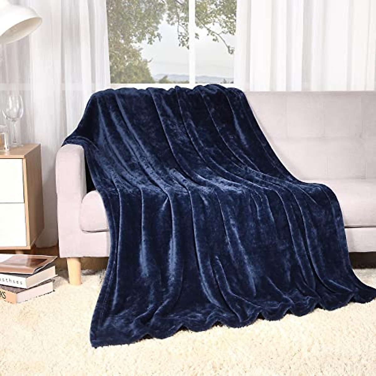 Throw Blanket Flannel Fleece Soft Luxury Warm Bed Blanket Reversible Sherpa Blanket Fuzzy Plush Luxury Snuggle Blanket, Machine Washable Blankets Fall Winter Blanket for Couch Bed Sofa Chair