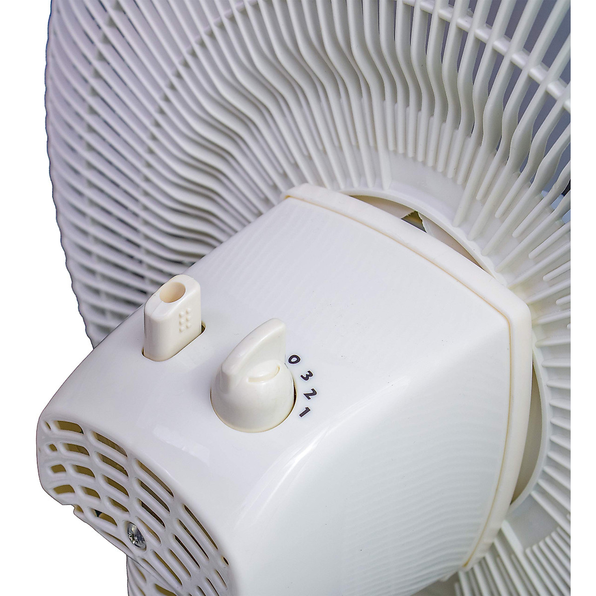 Air King 9119 18-Inch 3-Speed Commercial Grade Adjustable Oscillating Pedestal Fan, 1/20-Horsepower, White