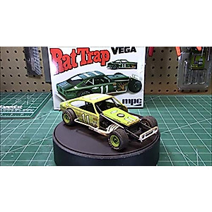 Round 2 1974 Chevy Vega Modified Rat Trap (2T) (MPC905M)