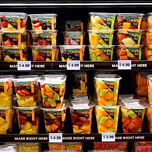 Basket Labels Clip On,50PCS Clear Plastic Bin Clip Labels for Baskets,Wire Shelf Price Labels,Labels for Storage Bins,Merchandise Sign Display Holder,50PCS 6X4CM Label Inserts Included. (CQTP0000)