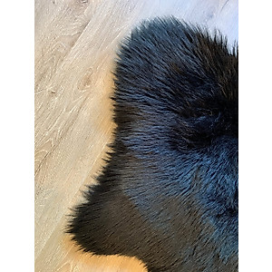 LAMBZY Faux Sheepskin Super Soft Hypoallergenic Silky Shag Rug for Living Room, Kids Room, Sofa (Sexto 6 Pelts 6'x6', Black)