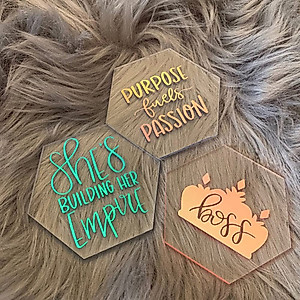 ATOMZING 50 Pcs Clear Hexagon Acrylic Place Cards for Wedding, Blank Acrylic Name Cards for Table Setting, Acrylic Hexagon Tiles Plates,Wedding Seating Cards, Escort Cards 3mm Extra Thick