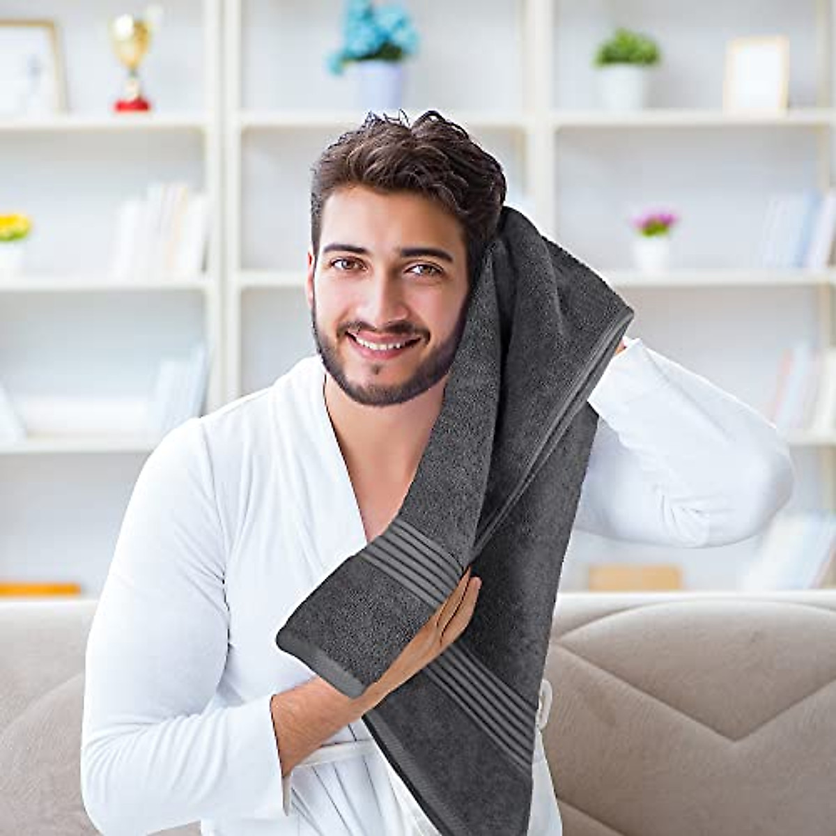 Utopia Towels 4 Piece Luxury Bath Towels Set, (27 x 54 Inches) 100% Ring Spun Cotton 600GSM, Lightweight and Highly Absorbent Quick Drying Towels for Bathroom, Gym, Spa, and Hotel (Grey)