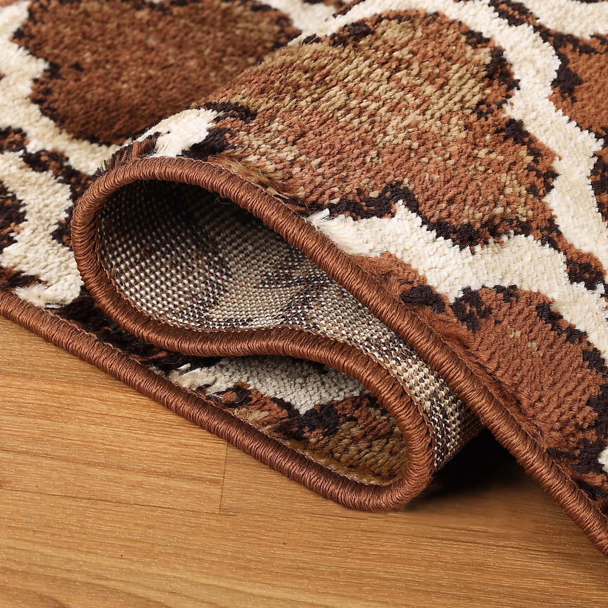 Superior Indoor Large Area Rug, Jute Backed, Perfect for Living/ Dining Room, Bedroom, Office, Kitchen, Entryway, Modern Geometric Trellis Floor Decor, Viking Collection, 5' x 8', Brown