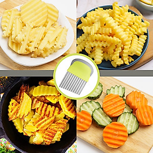 Nax Caki Crinkle Cutter with Protective Cover,Crinkle Cutter for Veggies,Potato Carrot Chip Vegetable Crinkle Wavy Chopper Cutter