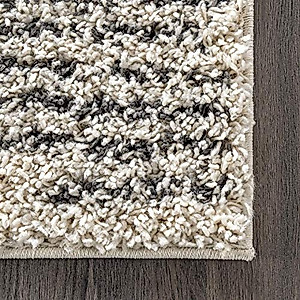 nuLOOM Scarlette Abstract Diamonds Shag Area Rug, 4' x 6', Off-white