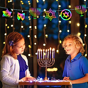 WATINC 60pcs Hanukkah Scratch Paper Art Craft Set DIY Chanukah Party Themed Magic Scratch Off Cards for Kids, Star of David Menorah Dreidel Gold Coin Color Drawing Christmas School Supplies