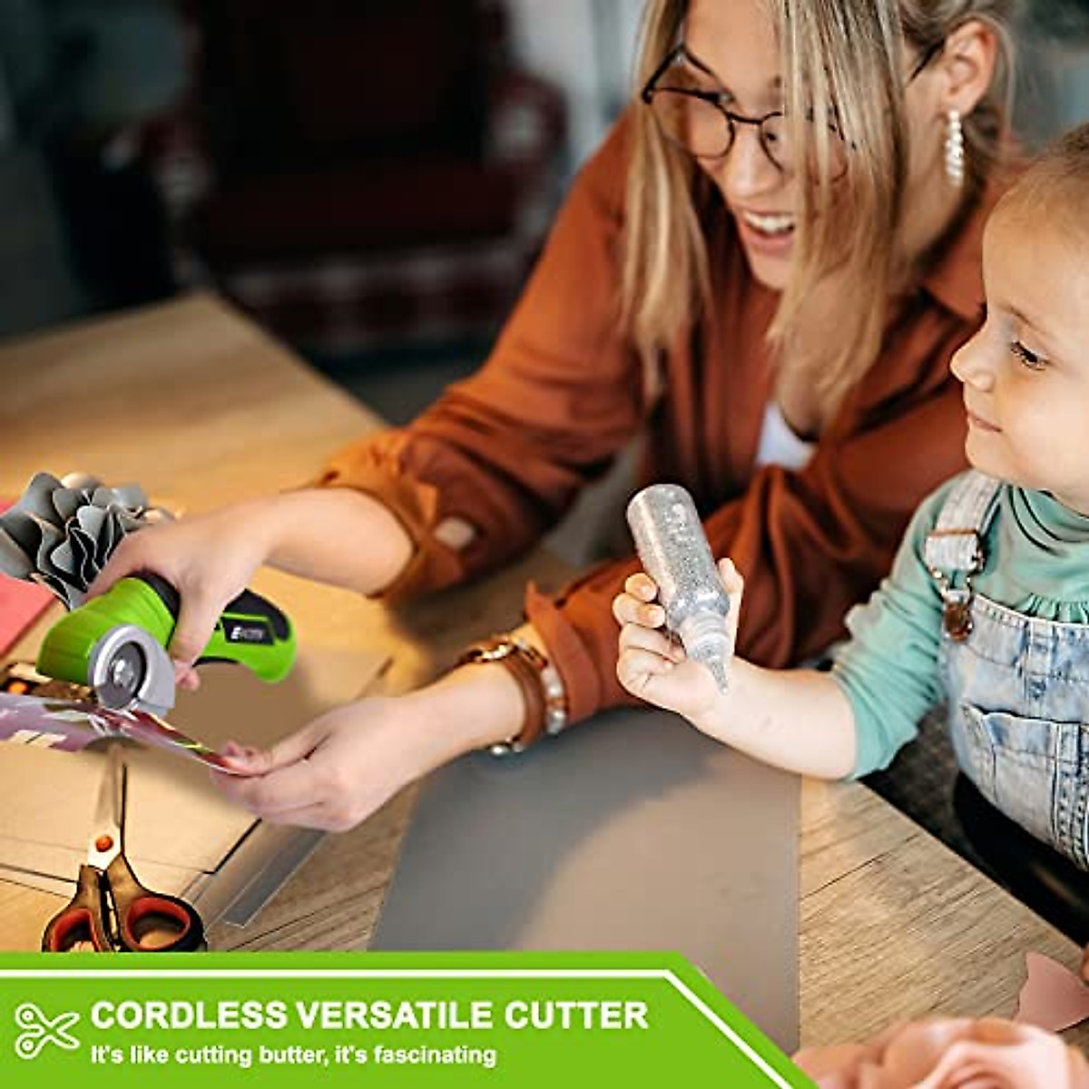 Cardboard Cutter with Replacement Self-Sharpening Cutter Blade (without LED)