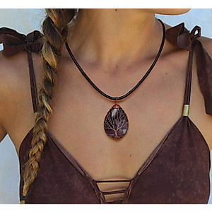 POTESSA Crystal Necklace Healing Amethyst Crystals Necklace Leather Cord Choker Chakra Gemstone Jewelry