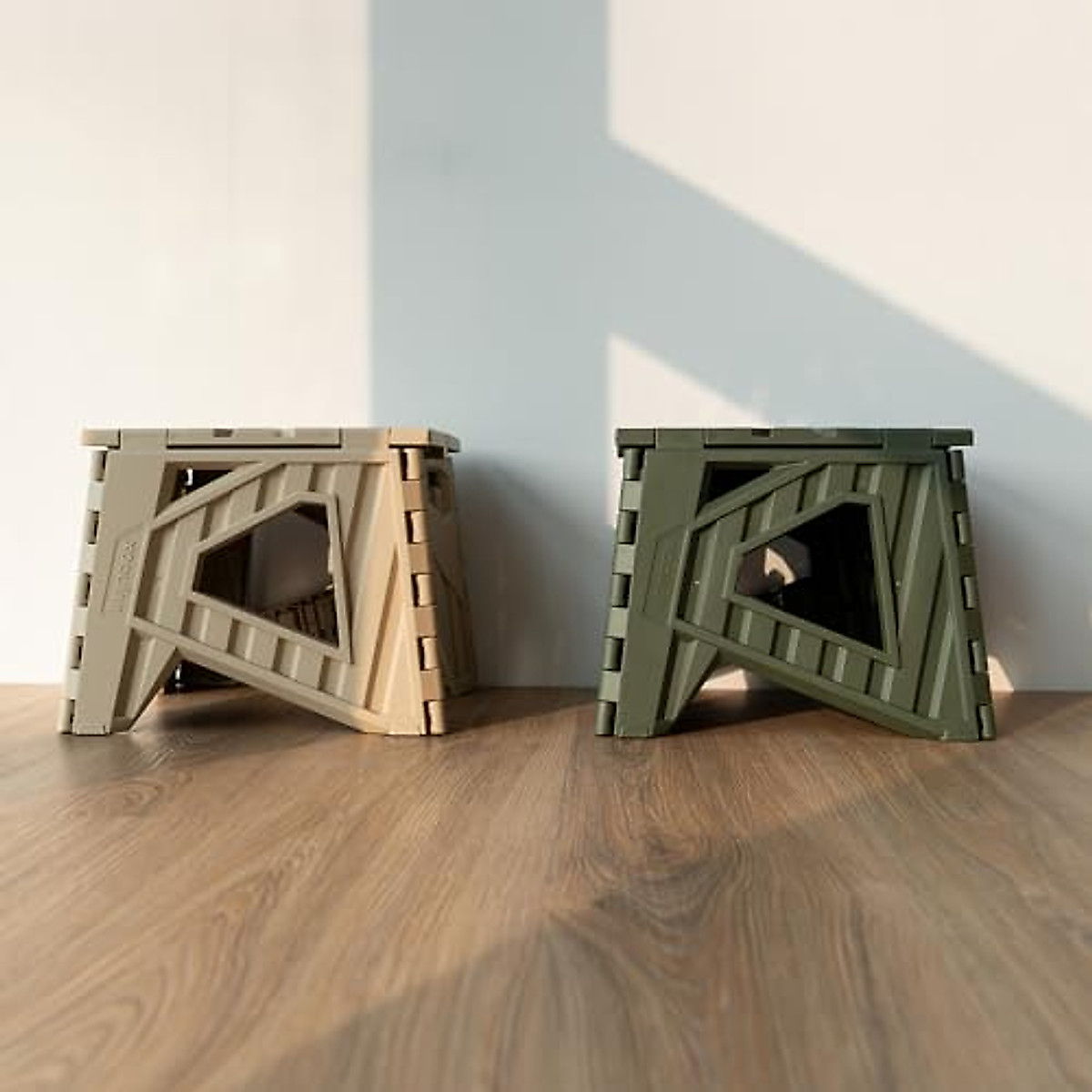 livinbox 9 inch Plastic Collapsible Stool, Folding Stool, Outdoor Step Stool Holds Up to 120kg - Lightweight Plastic Foldable Step Stool, Kitchen, Bathroom & Living Room (Khaki Green)