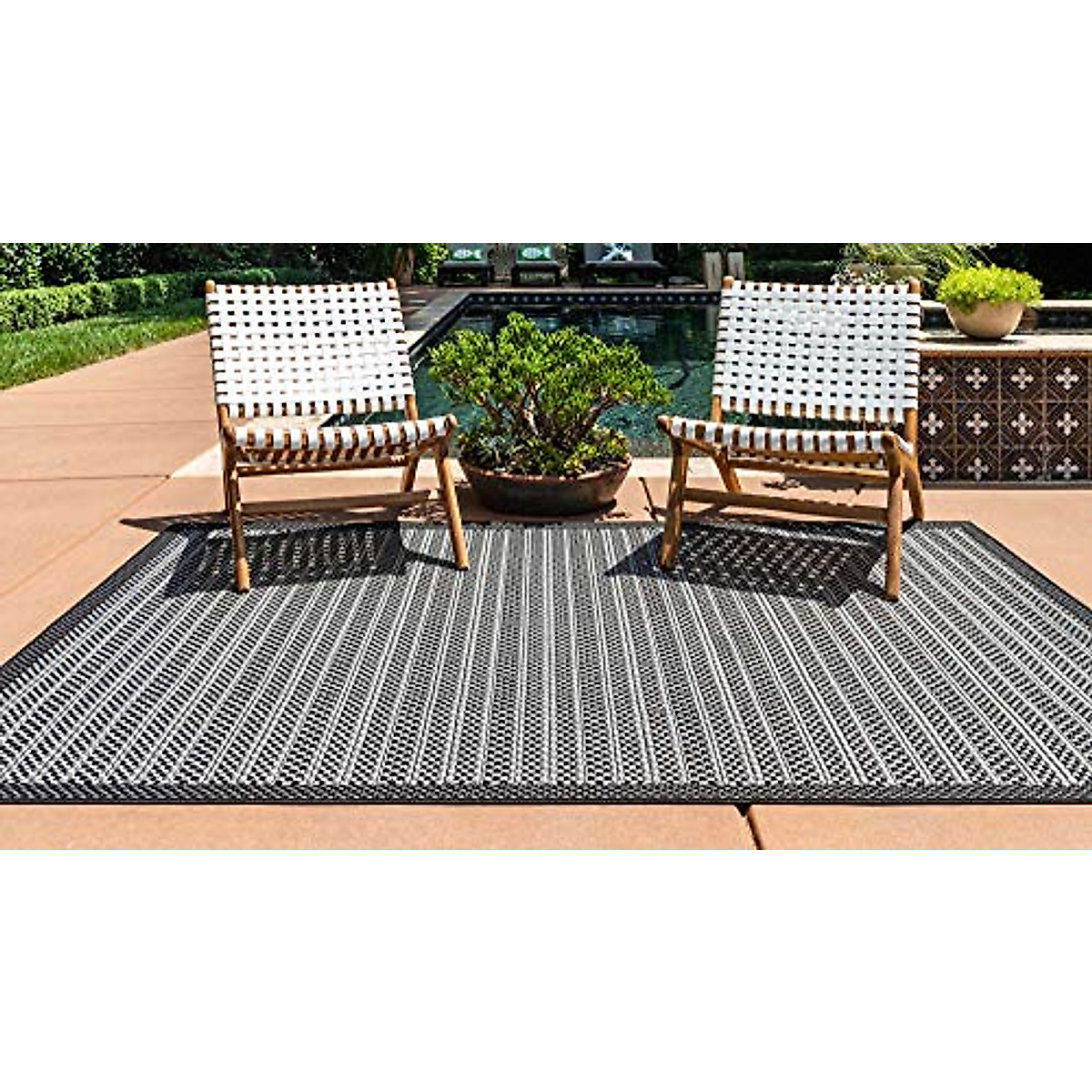 Unique Loom Outdoor Border Collection Area Rug - Checkered (9' x 12' Rectangle, Gray/ Black)