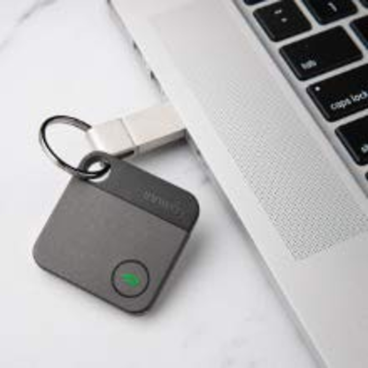 Innway Card + Tag - Ultra Thin Bluetooth Tracker Finder. Find Your Wallet, Bag, Backpack, Keys, Laptop, Tablet