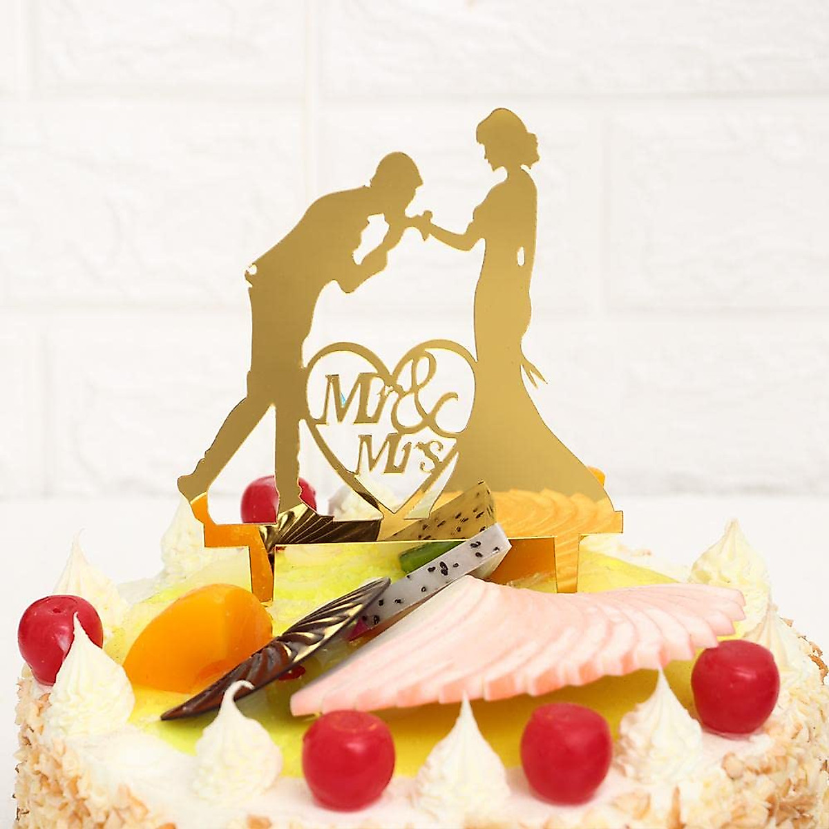 HomeSoGood 5Pcs Wedding Cake Topper Bride Groom Mr Mrs Wedding Decorations Acrylic Gold Cake Toppers Marriage Party Supplies Adult Favors(6.3inch,Gold)