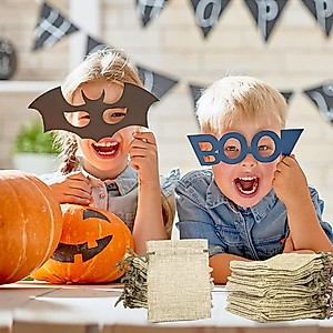 LANXINGYAN 50Pcs 3x4 Inch Burlap Gift Bags with Drawstring Linen Sacks Bag for Wedding Favors Party DIY Craft (3x4 Inch, cream)