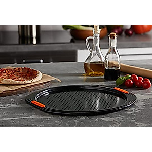 Le Creuset Toughened Non-Stick Bakeware Pizza Pan, Black