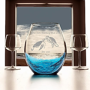 Valentines Day Gifts for Her, Sea Turtles Handmade Engraved Crackle Turquoise Beach Wine Glass, 18 Ounces