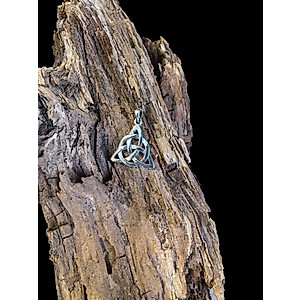 Jewelry Trends Sterling Silver Celtic Triquetra Circle of Life Pendant