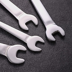 24 Pieces Stainless Steel Cutlery Silverware Set Wrench Knife and Fork Spoon Tableware Steak Knife and Fork Kitchen Tools