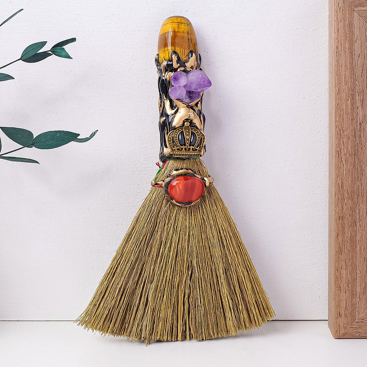 RJINGSHI Natural Tiger's Eye Crystal Irregulars Tumbled Stones Magic Broom Witch Broom Healing Crystal Handmade for Cleansing Bedroom Office Home Decor Gifts