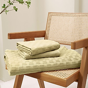 JELLYMONI Beigish Green Duvet Cover King Size - 3 Pieces Soft and Breathable Microfiber Knitted Jacquard Waffle Weave Striped Comforter Cover with 8 Corner Ties & Zipper Closure