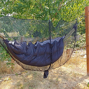Wecamture Hammock Bug Mosquito Net XL 11x4.6FT No-See-Ums Polyester Fabric for 360 Degree Protection Dual Sided Diagonal Zipper for Easy Access Fits All Hammocks