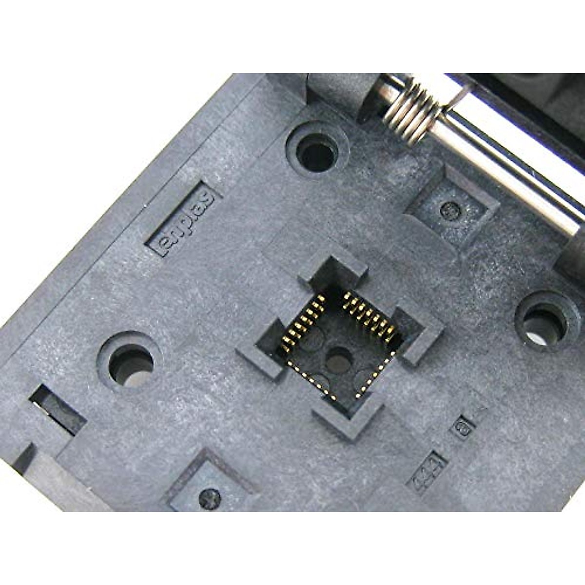 QFN28 Clamshell Programming Adapter Socket/Burning Socket/IC Test Socket QFN-28(36) B-0.5-02, 28-Pin, 0.5mm Pitch, IC Test Burn-in Socket, Applied to QFN28, MLP28, MLF28 Packages.