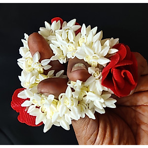 Pretty Charming Artificial Multipurpose Hair Gajra Bands (Set of 12 Gajra Bands)